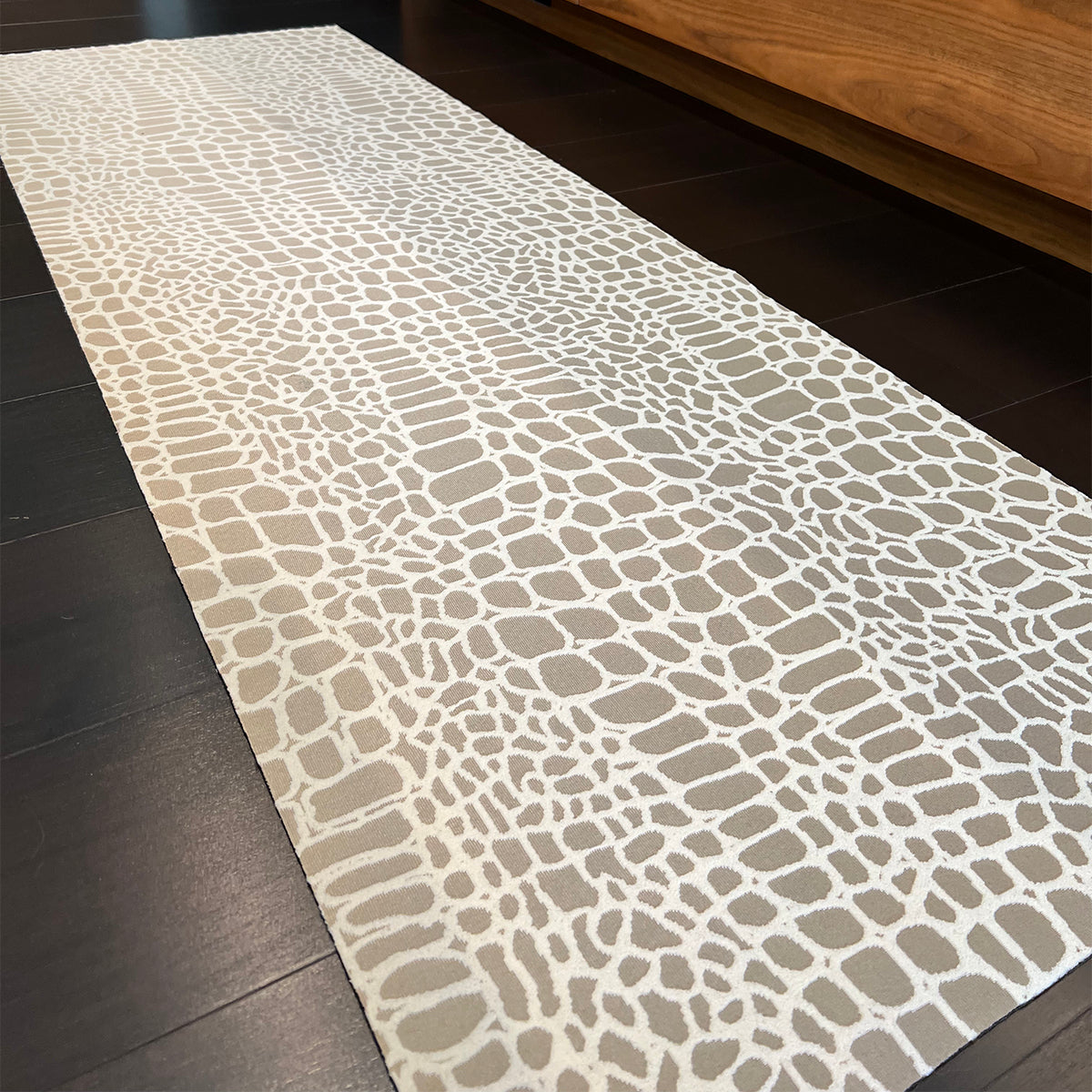 The Insider - Crocodile (Sand) / Runner – Porte + Hall